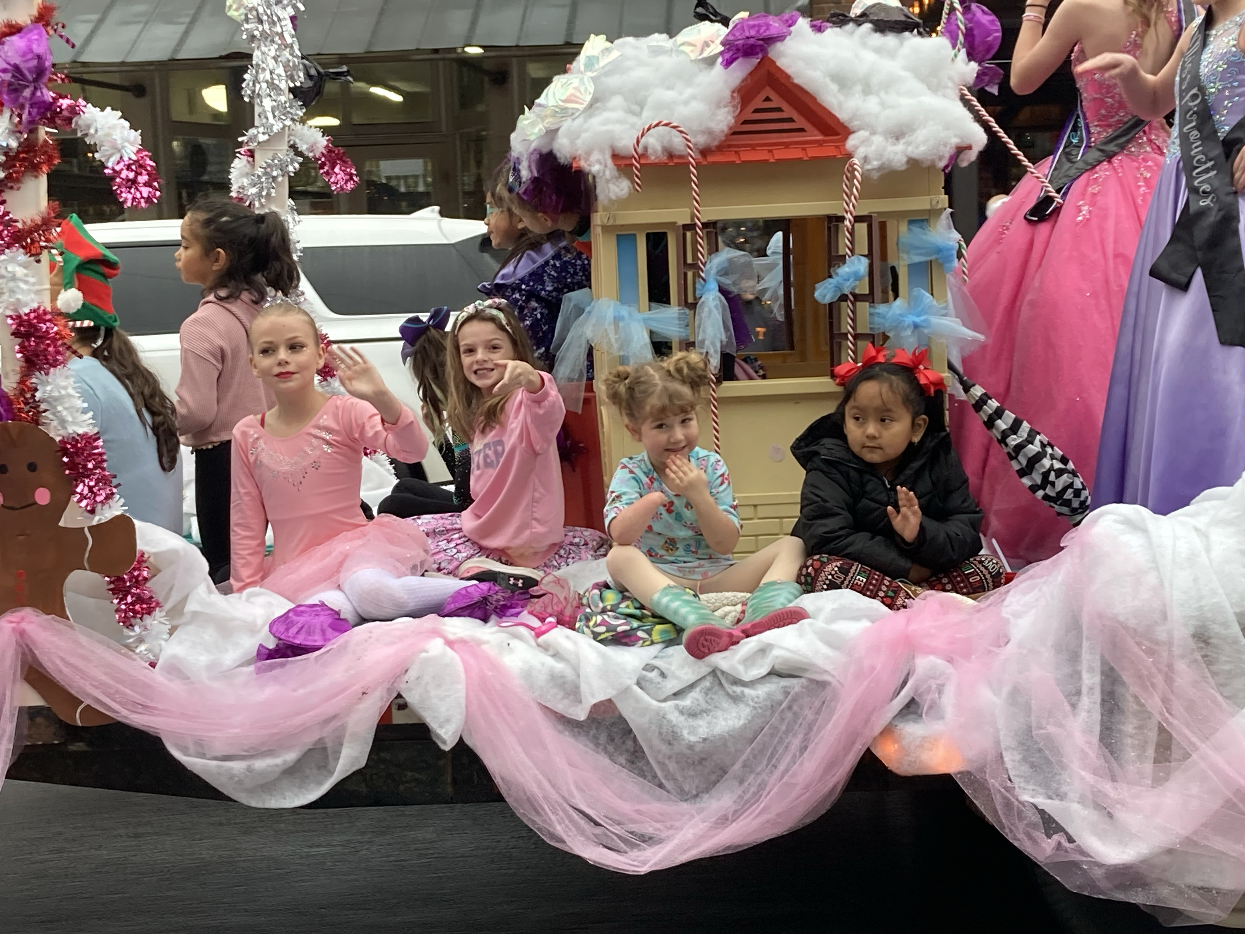 Christmas parade in Bryson City | Smoky Mountain Times, Bryson City ...